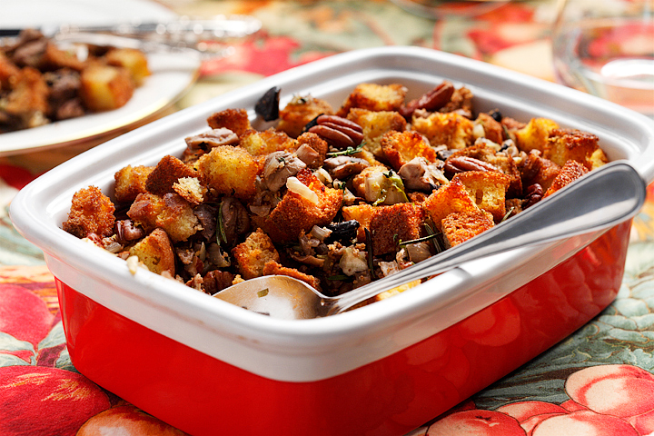 Cornbread and Mixed Mushroom Stuffing - Hello Canola