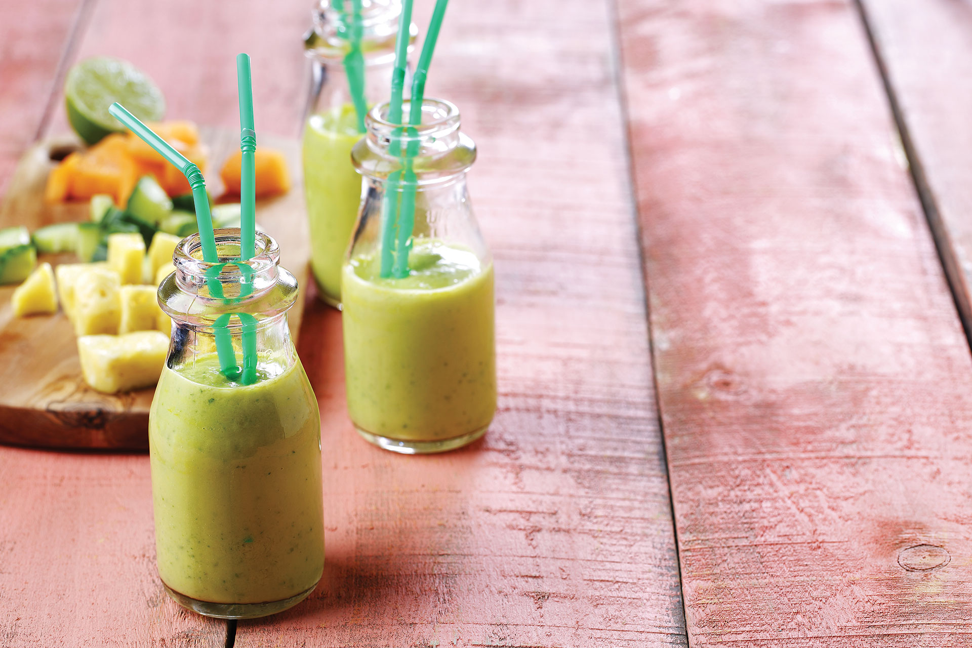 Green Powerhouse Smoothie - Hello Canola